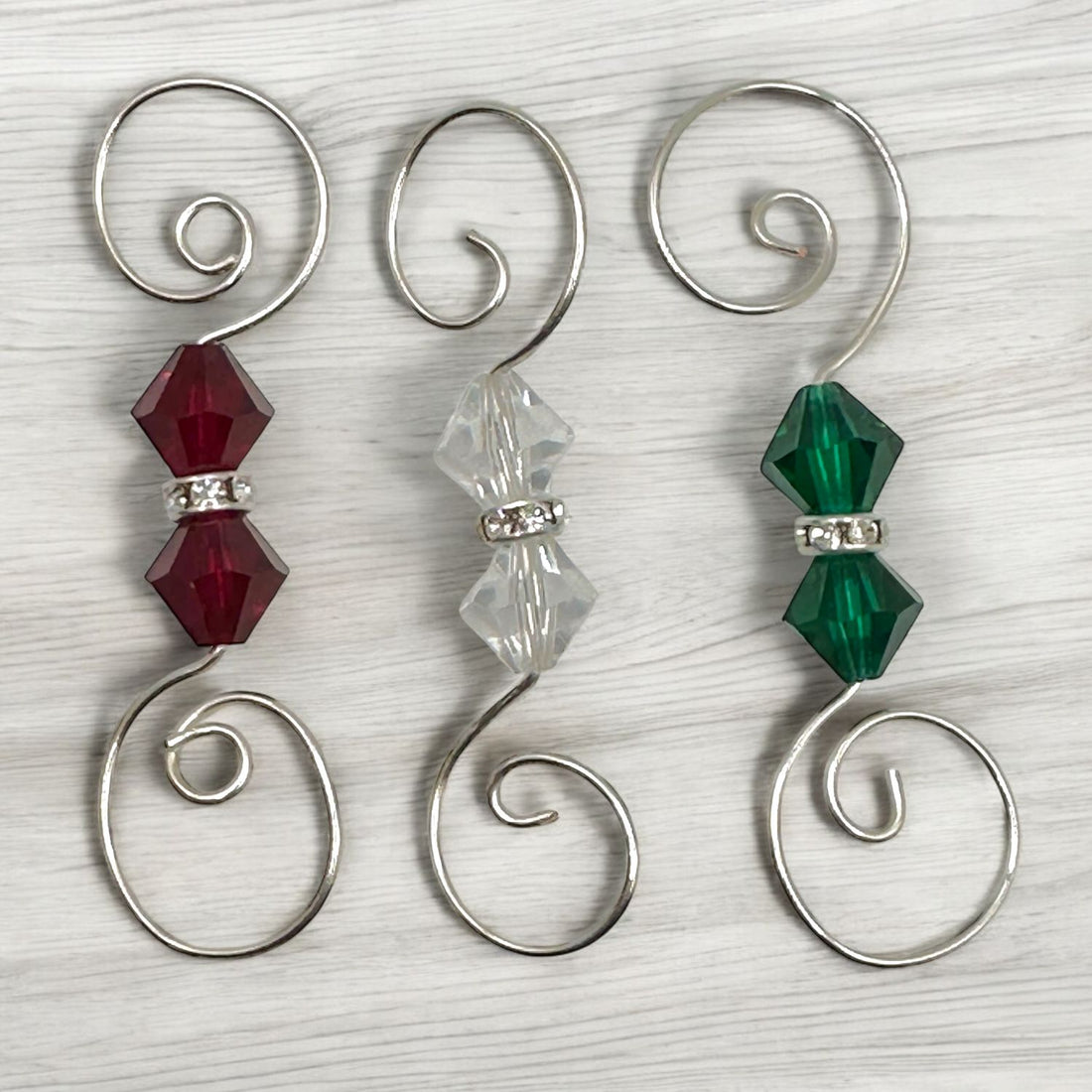 Christmas Ornament Hanger Kit – Too Cute Beads